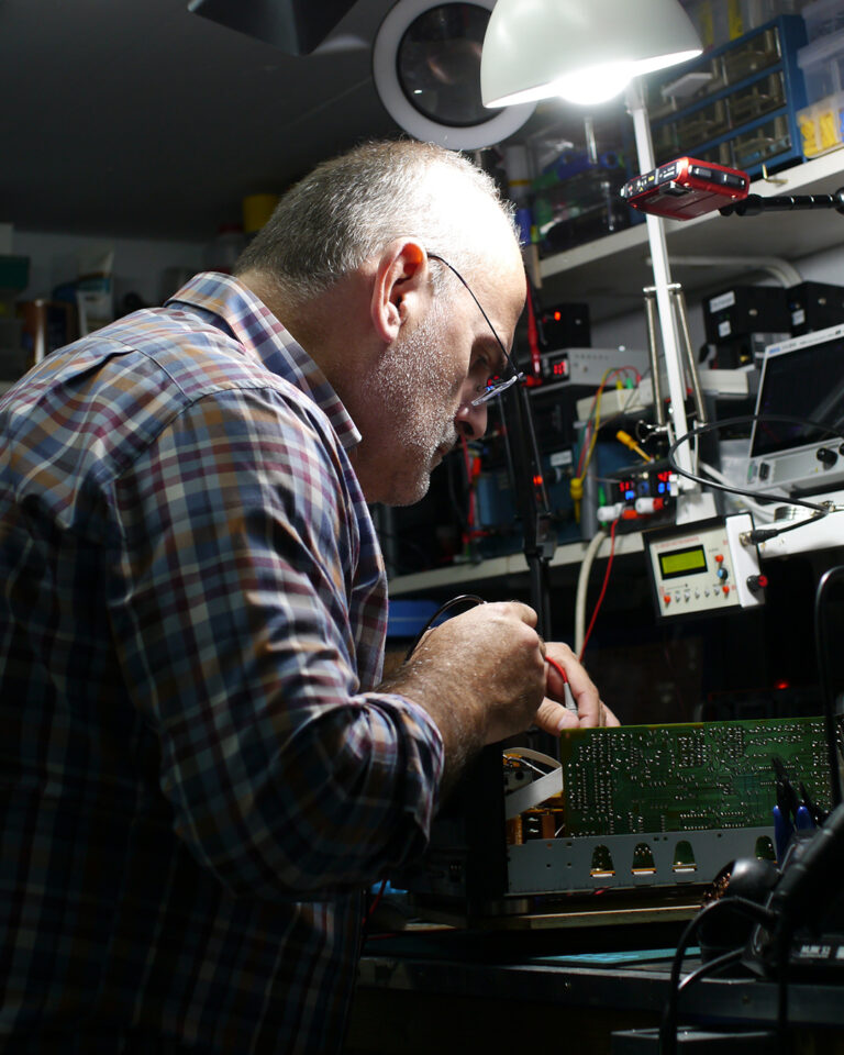 Old is Gold Áudio – Restauração e Reparação de Vintage Hi-Fi Audio